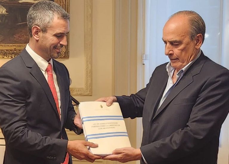 Ley Ómnibus El Oficialismo Logró Un Principio De Acuerdo Am550 La